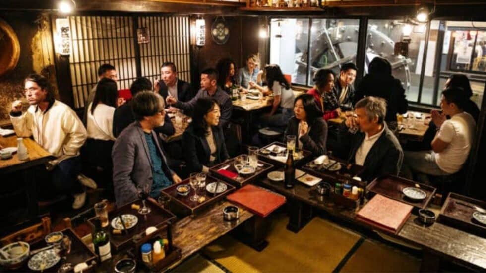 Navigating Japanese Nightlife: 11 Must-Visit Types Of Bars And 10 ...