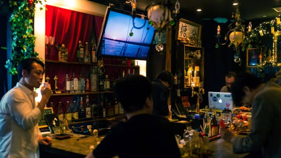 Navigating Japanese Nightlife: 11 Must-Visit Types Of Bars And 10 ...