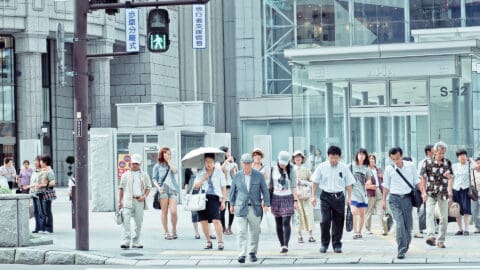 Modern Japanese Fashion: Essential Tips For Mastering Minimalist Style