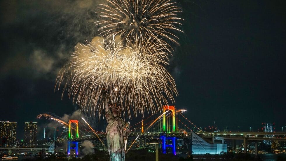 Fireworks Festivals In Tokyo: Illuminate Your Summer With These 8 ...